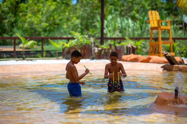 Activiteiten in Suriname - Clevia Park